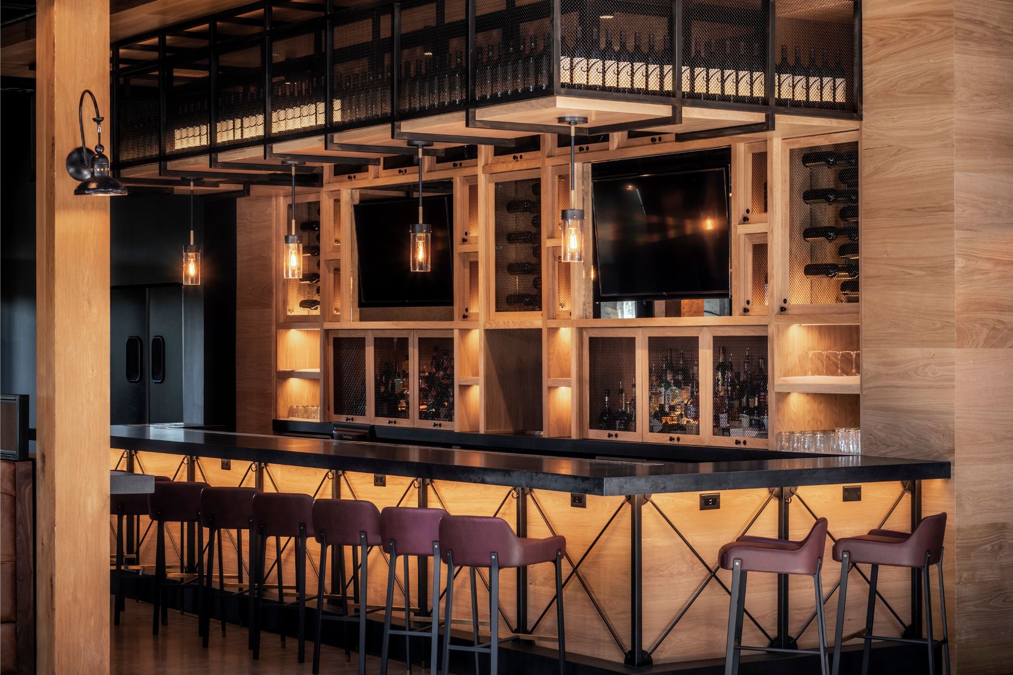 Château Êlan Renovates Marc Bar & Restaurant for 2020 & Beyond ...